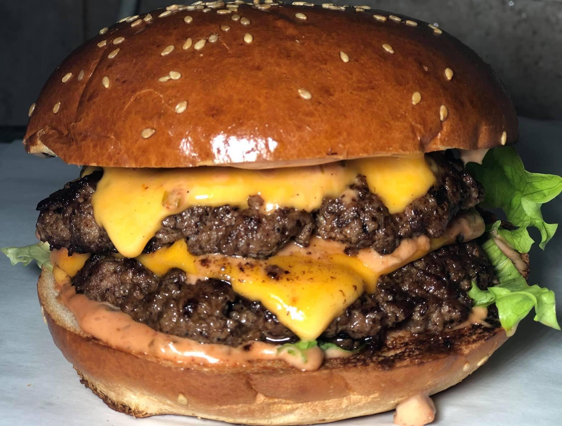 ბურგერ ბარი | Burger Bar | TKT.GE